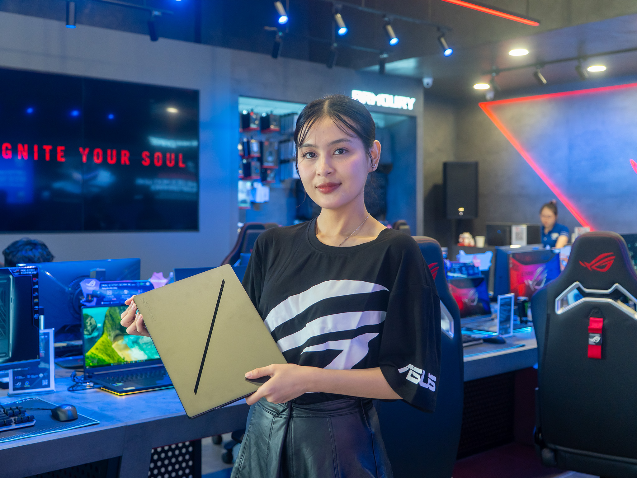 ASUS ROG khai trương ROG Exclusive Store đầu tiên tại Việt Nam